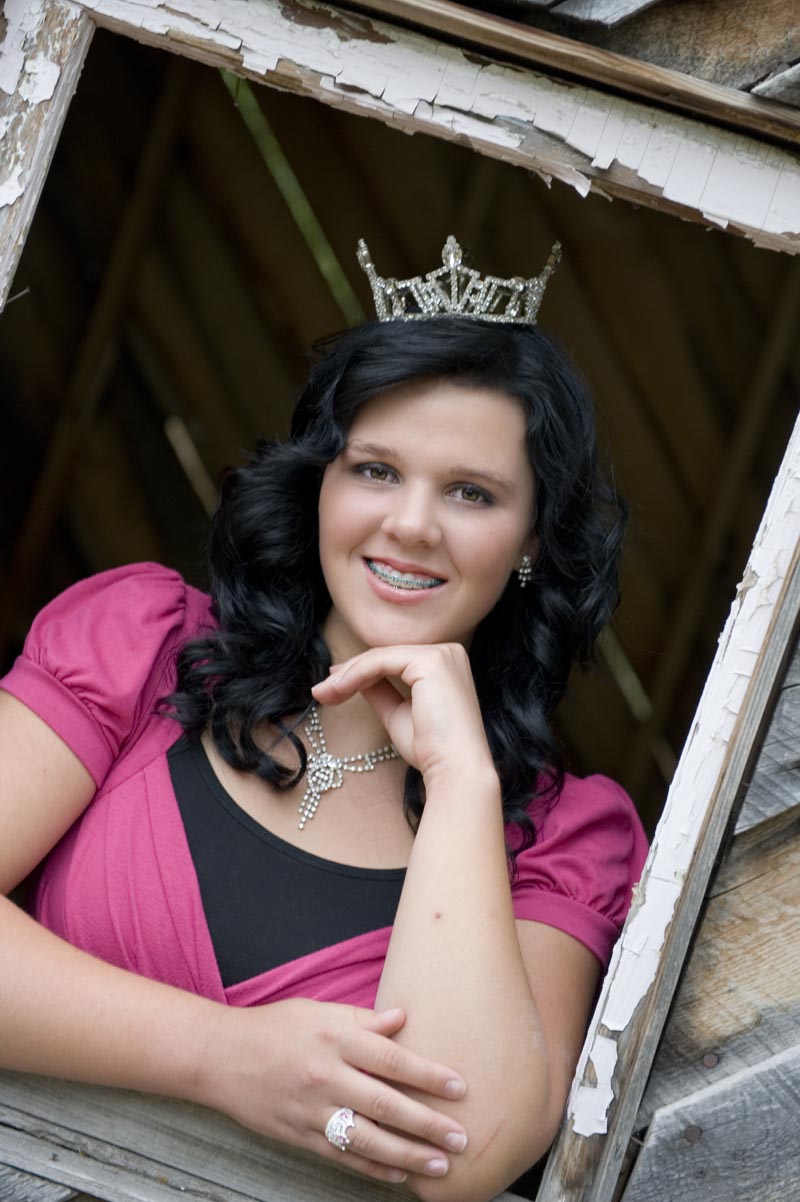 Shar's Snapshots: Emily. Queen Pictures.