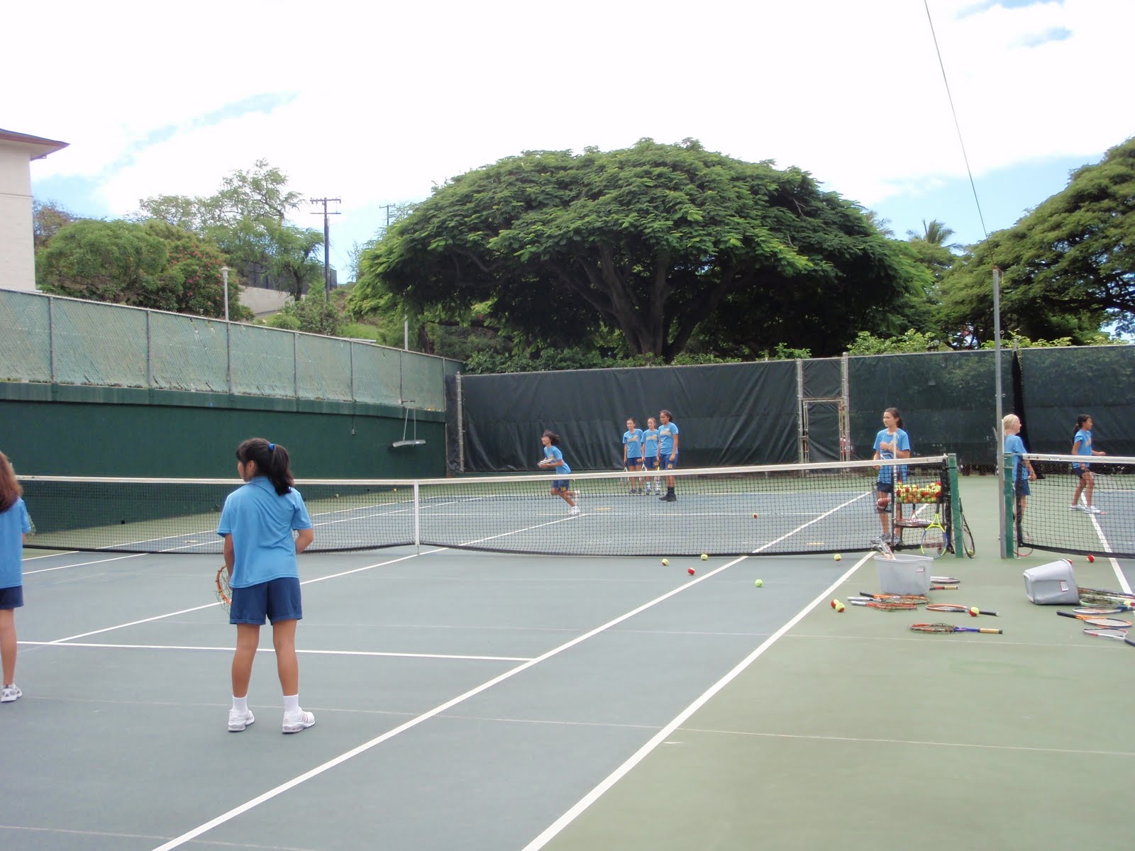 Coolen's 7 & 8 Girls PE: 7th grade Tennis - Last Day!