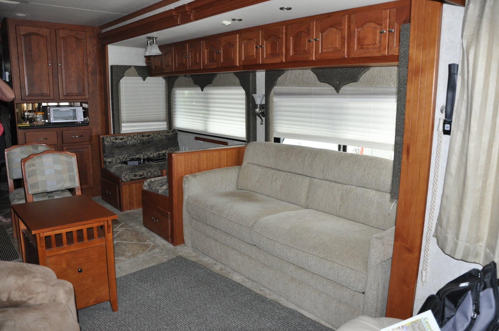 Griffin RVing: Motorhome Remodel