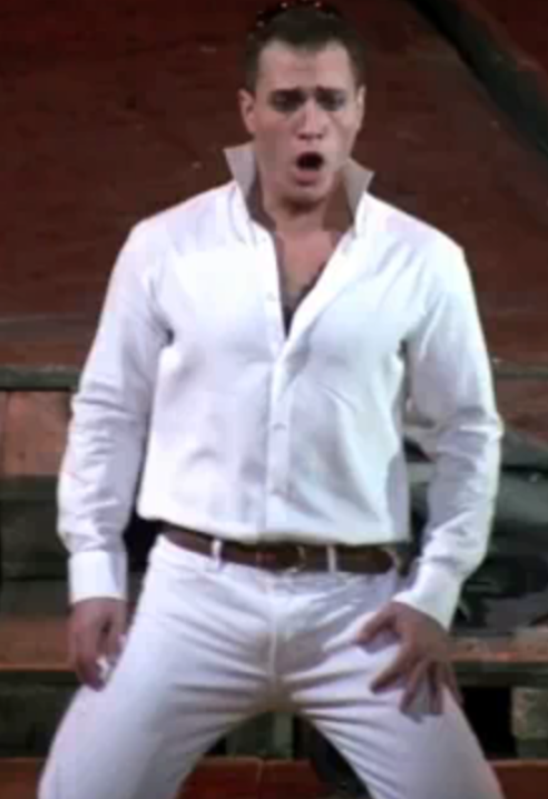 Shirtless Opera Singers: Battle of the Bulge: Erwin Schrott
