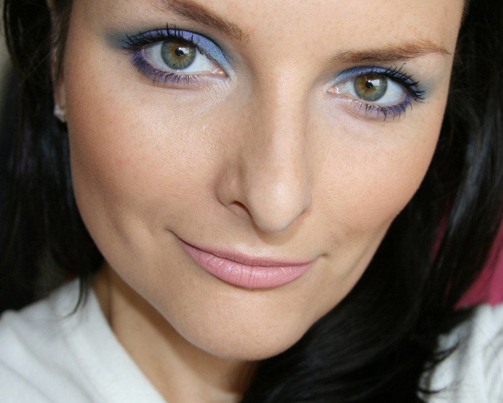 Beauty Blog - Make-up Artist Agatha Kisiel: FOTD - a little bright