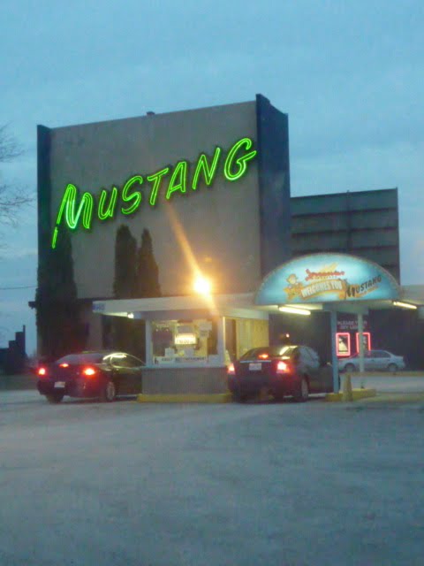 Midcentury Modernist: The Mustang Drive-In, London, Ontario