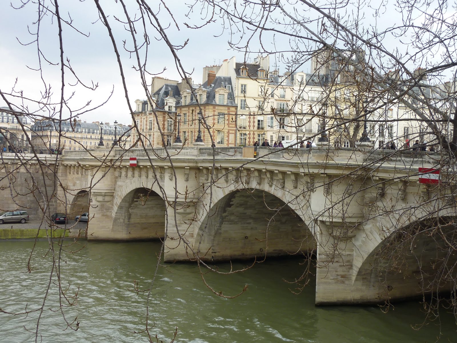 Pink Slip Gourmet: Bridges of Paris