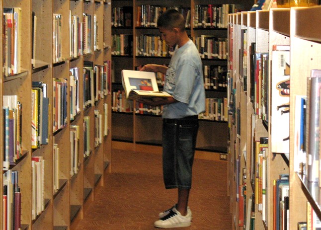 THE ROVING RANTER: Today At The Library ...