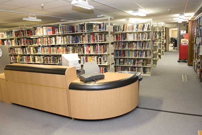 THE ROVING RANTER: Today At The Library ...