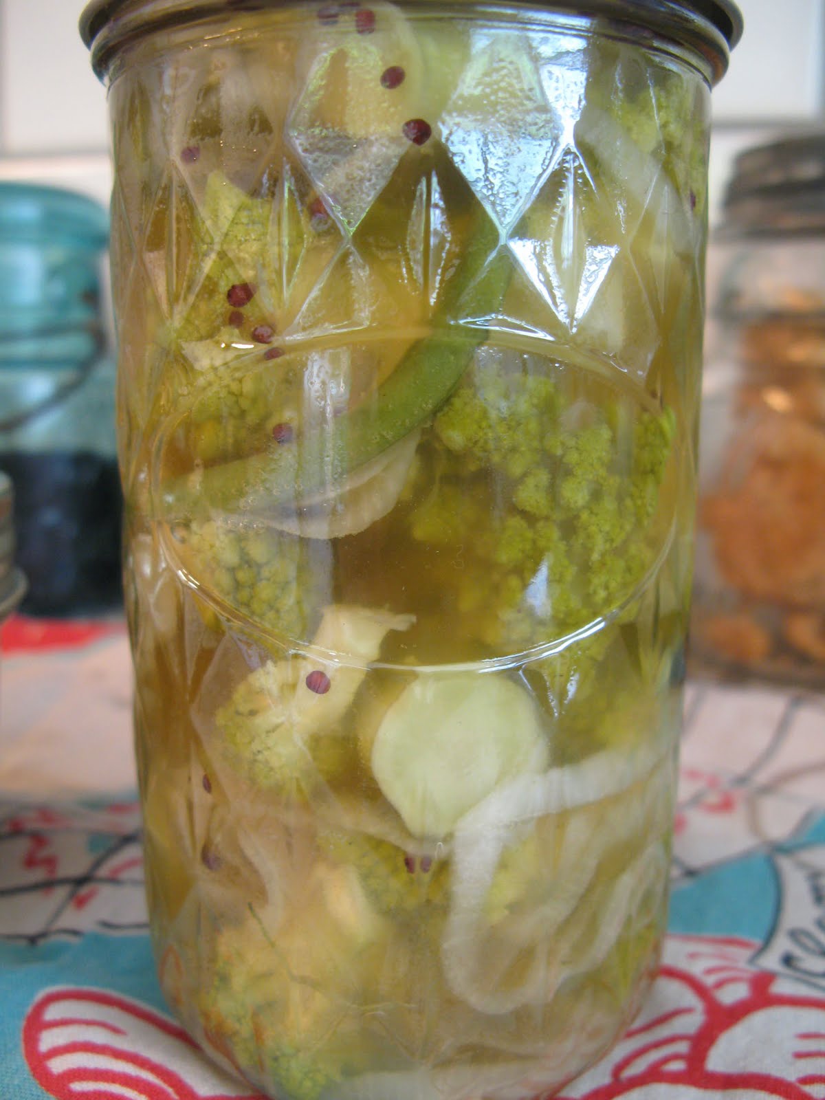 The Multifaceted Cook: Tiny pickles