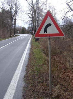 Fun Facts about Different Stuff: Weird Road Signs