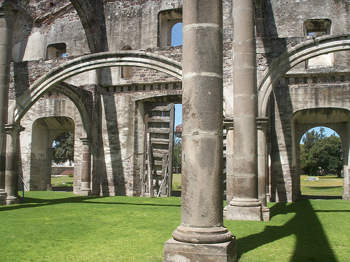 Ecoturismo México: Tecali - casa de piedra