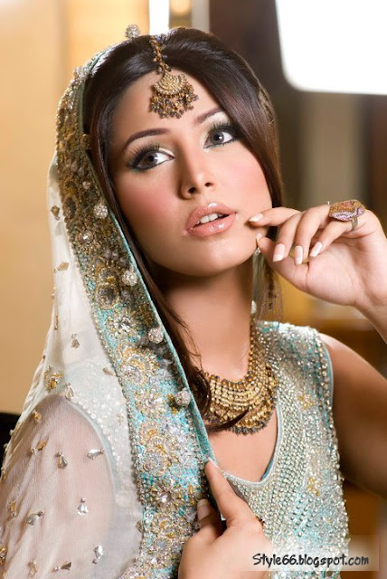 Ladies Special: Beautiful Pakistani Bridal Makeup | STYLE 66