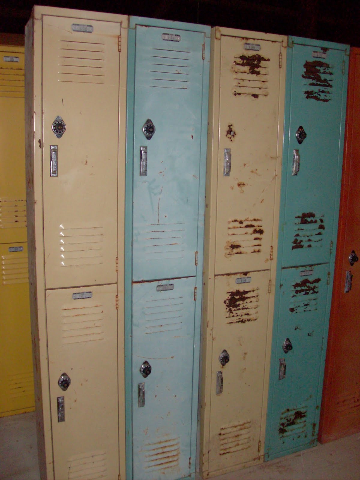 Gresham Barn Sale: Lockers still available!