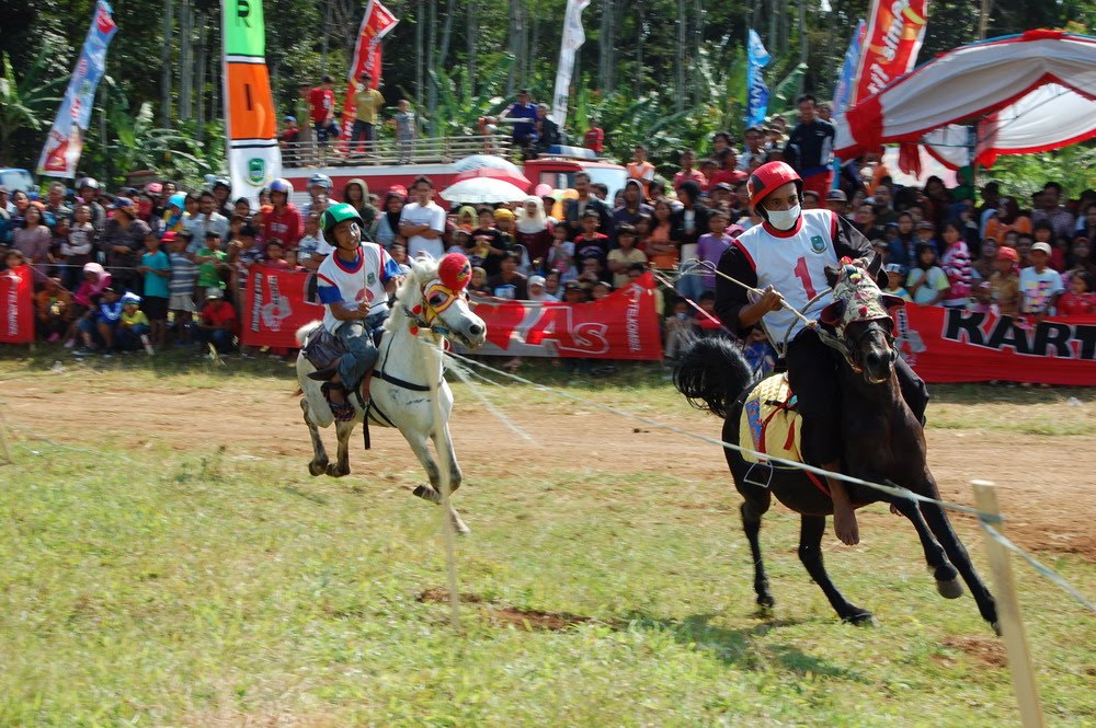 GELARAN PACUAN KUDA TRADISIONAL V MERIAH - BAGIAN HUMAS SETDA KAB. KUNINGAN
