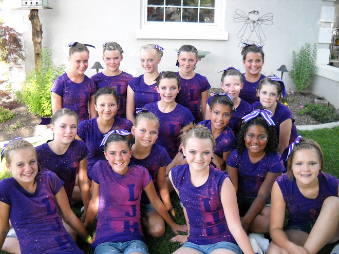 Lehi Cheerleaders: Your Lehi 7th Grade Cheerleaders(press play)