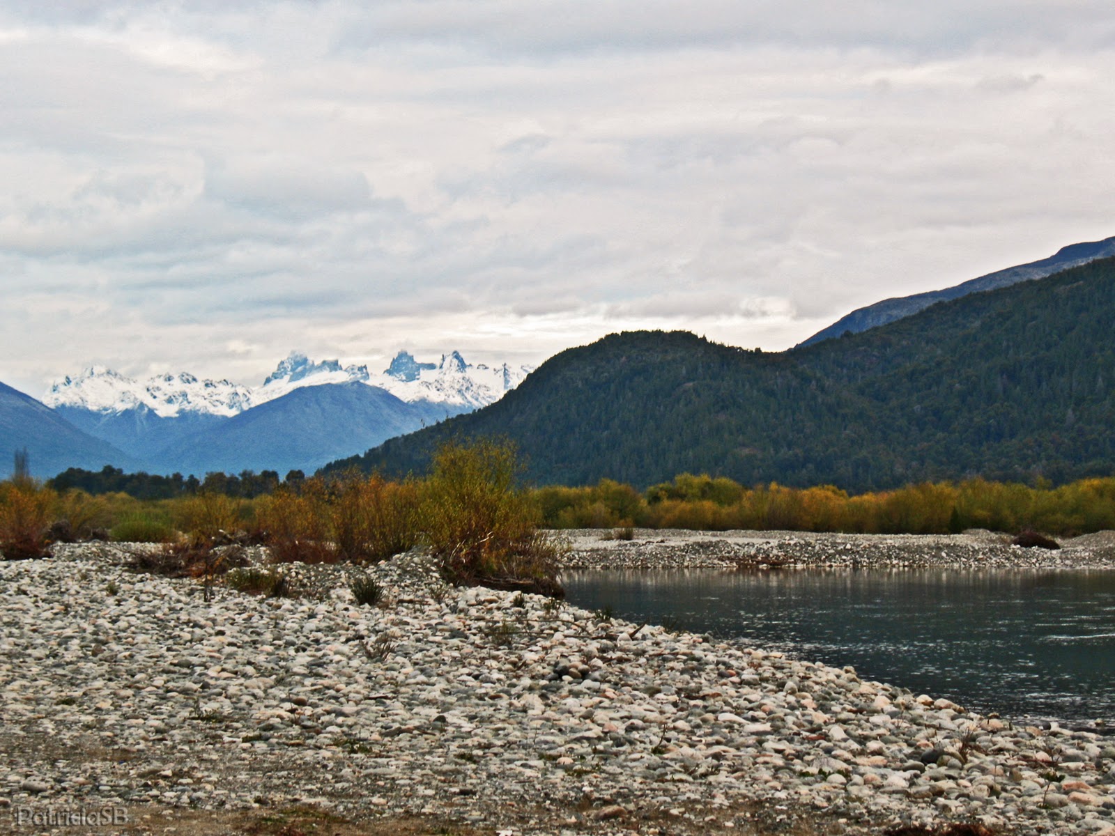 FOTOS Y RELATOS DE VIAJES: Al río Azul...