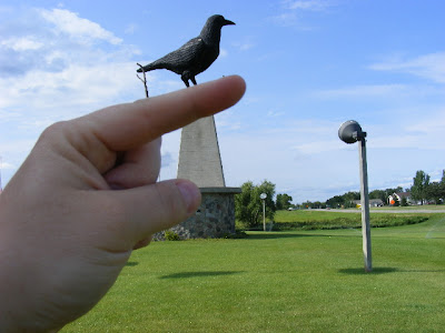 World's Largest Tour: World's Largest Crow