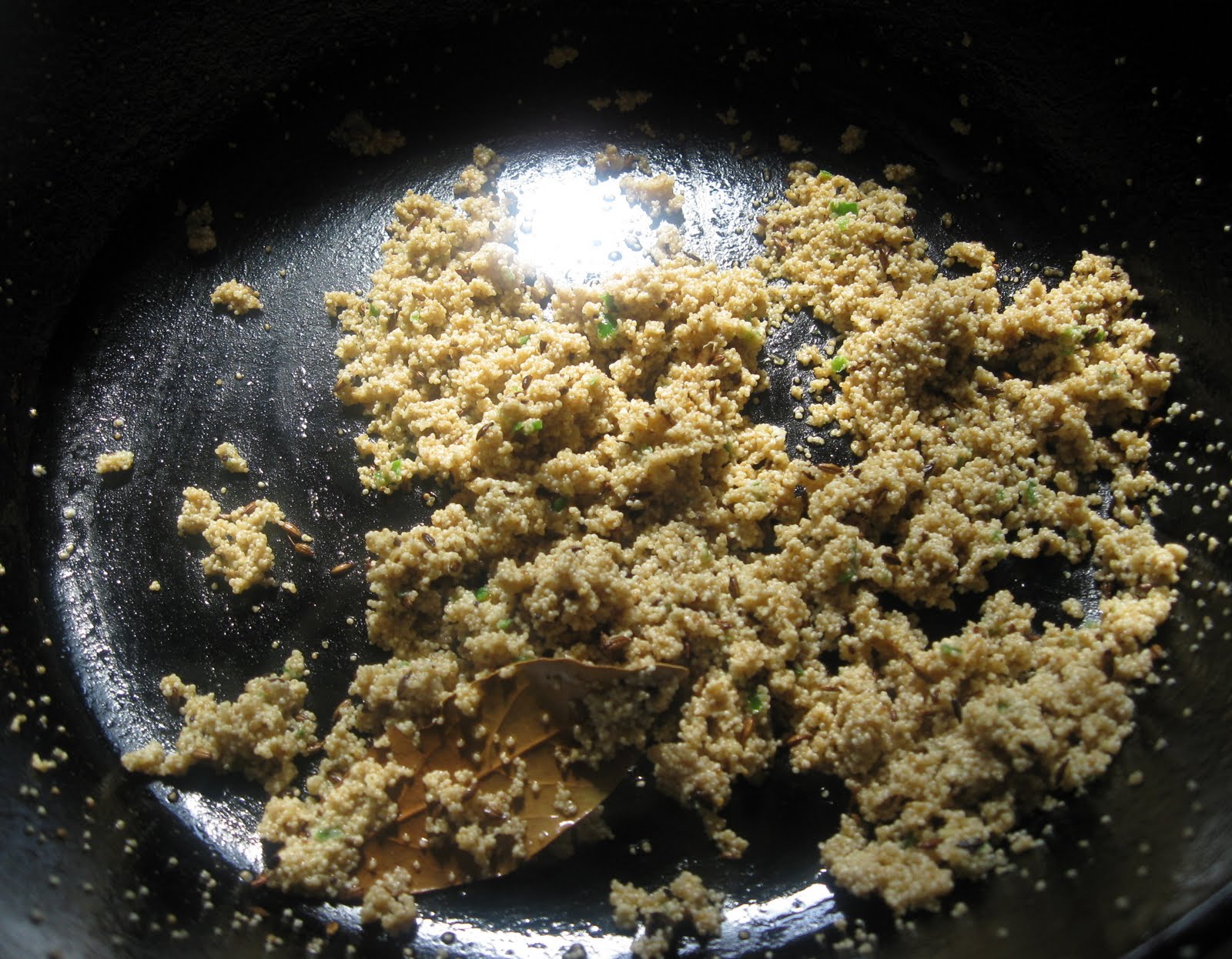 Sauce (The Food Blog): Aloo Posto (Potatoes in Poppy Seed Paste)