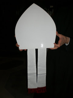 ORBIS CATHOLICVS: Traditional Mitre patterns for Juan et al.