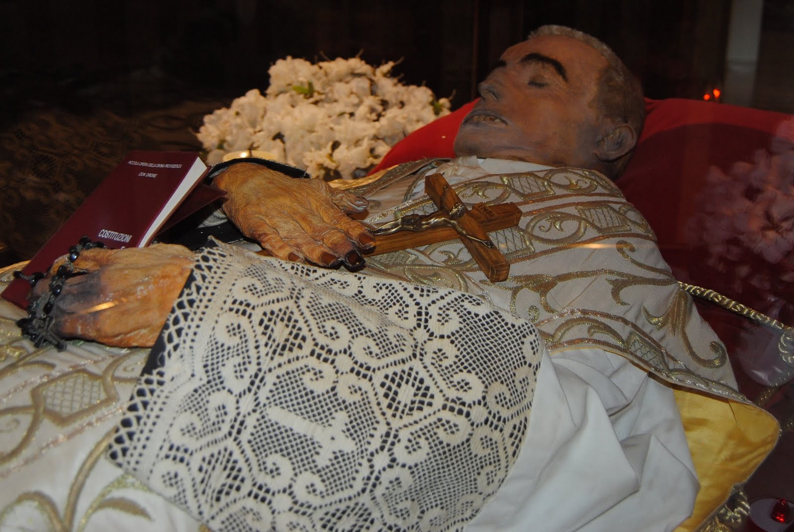 Orbis Catholicus Secundus: Incorrupt Body of St. Luigi Orione