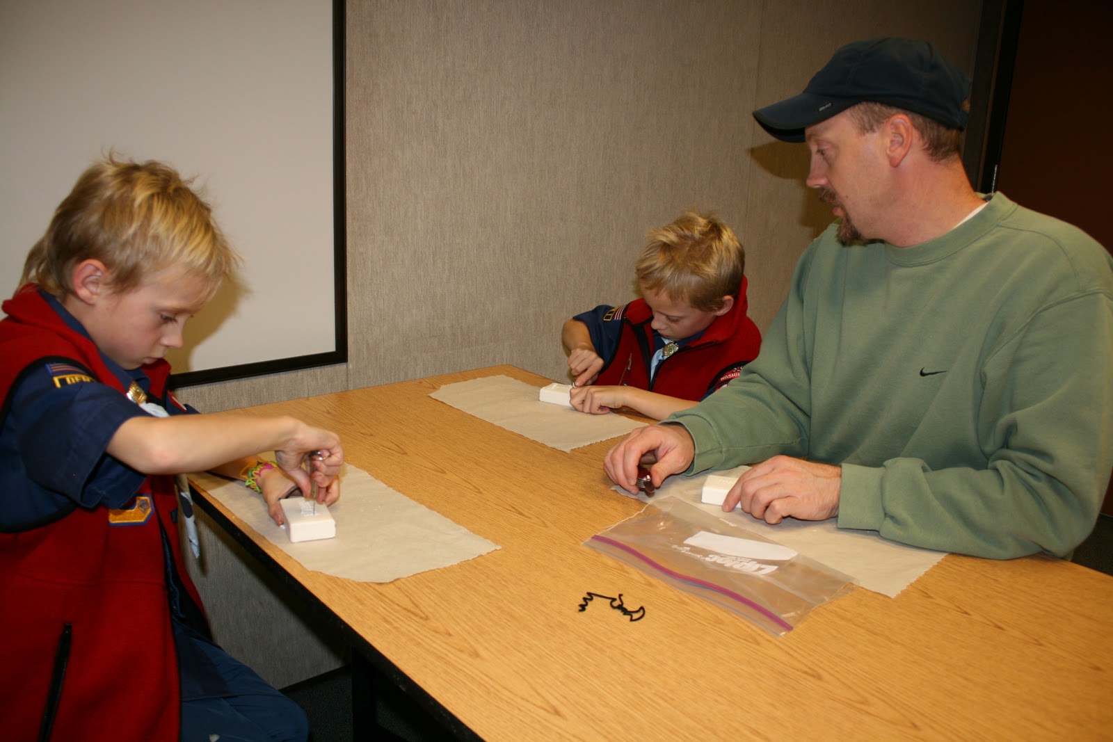 Cub Scouts: Den 1/Pack 461: Earning the Whittling Chip