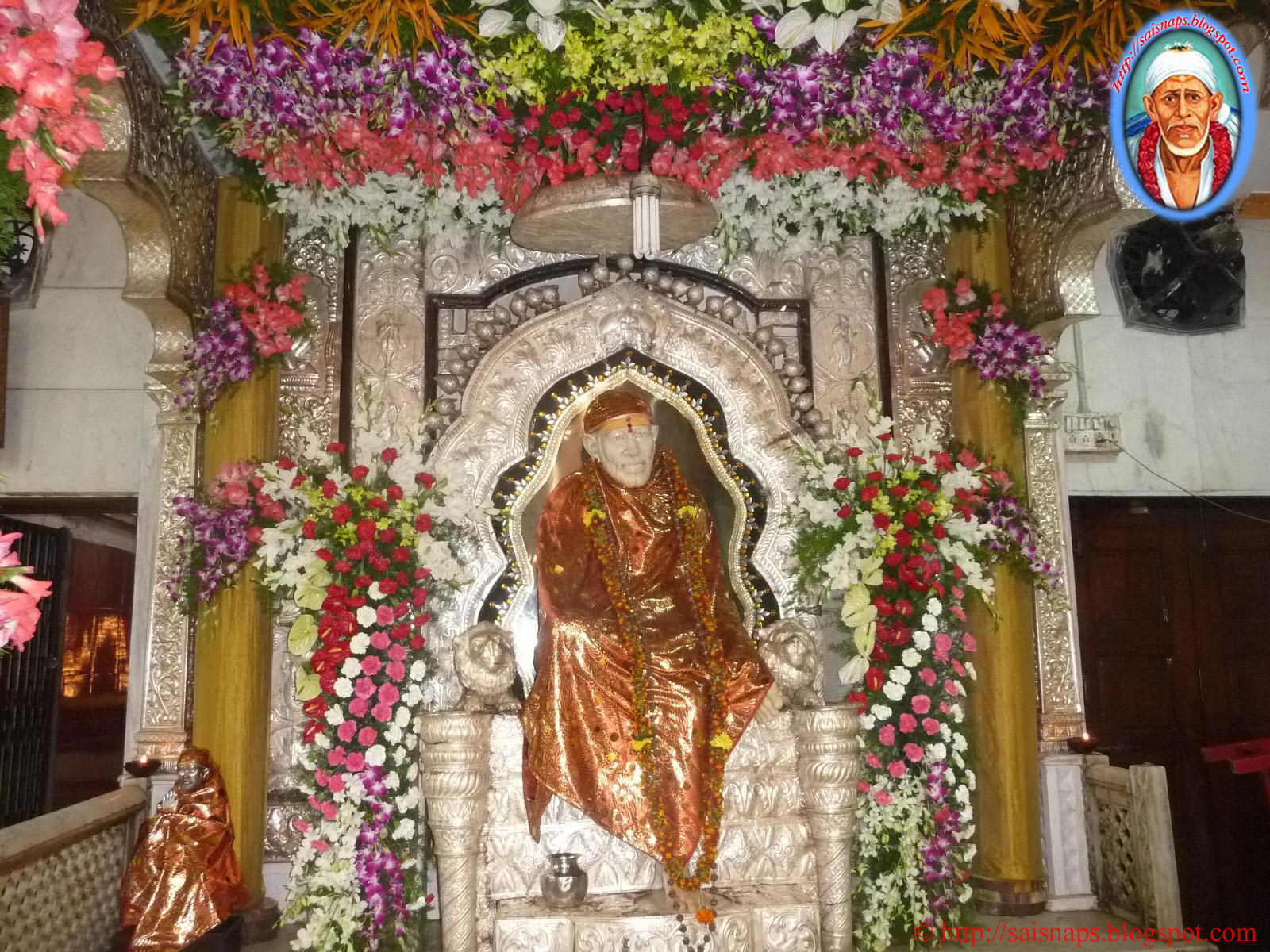 Sai Wallpaper: Silver Simhasan at Shirdi Sai Baba Temple, Chaderghat ...
