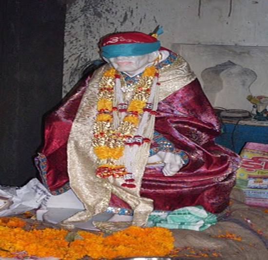 Sai Wallpaper: Prana Pratishta of Baba's Idol in Shobhapur, Madhya Pradesh