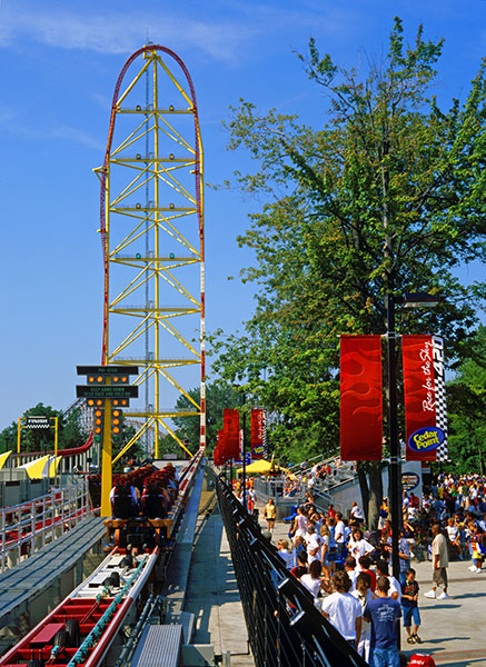 Blog About Everything: Cedar Point Roller Coasters Dragster