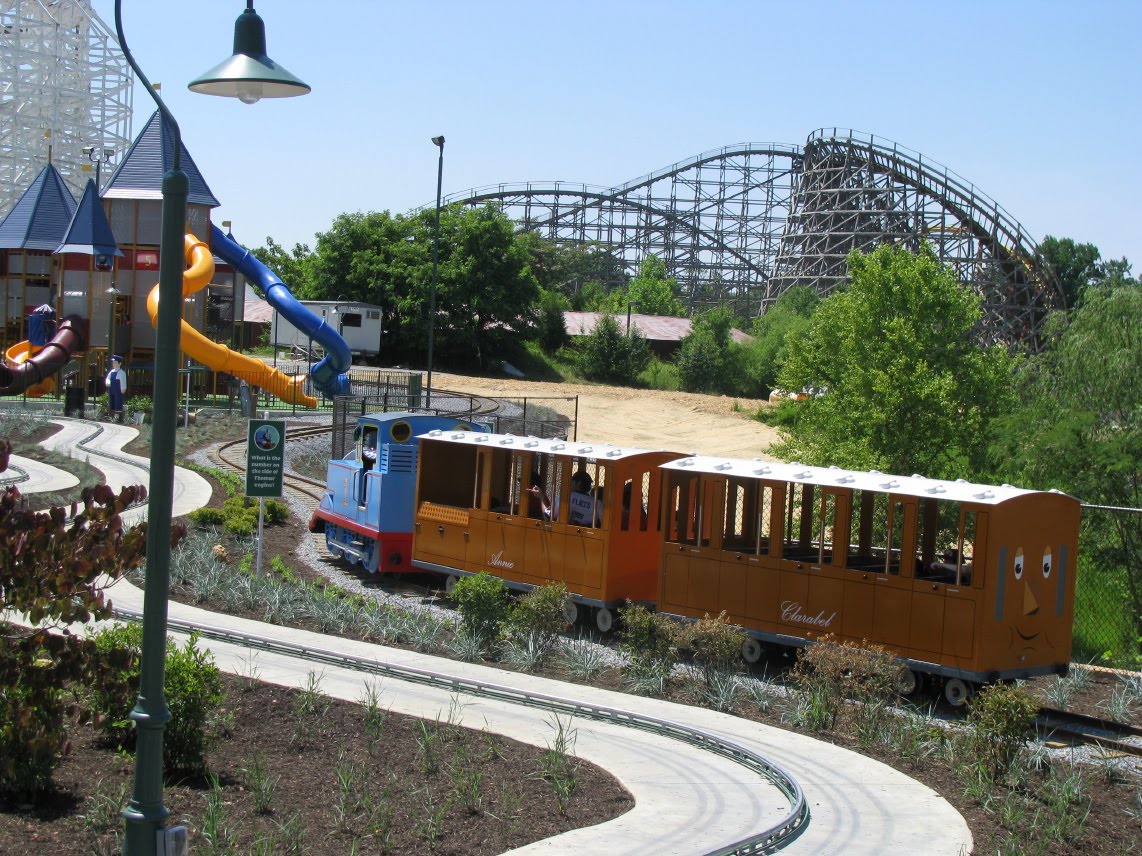 NewsPlusNotes: Introducing Thomas Town at Six Flags America!