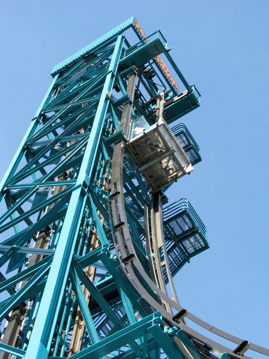 NewsPlusNotes: Demon Drop Opens At Dorney Park