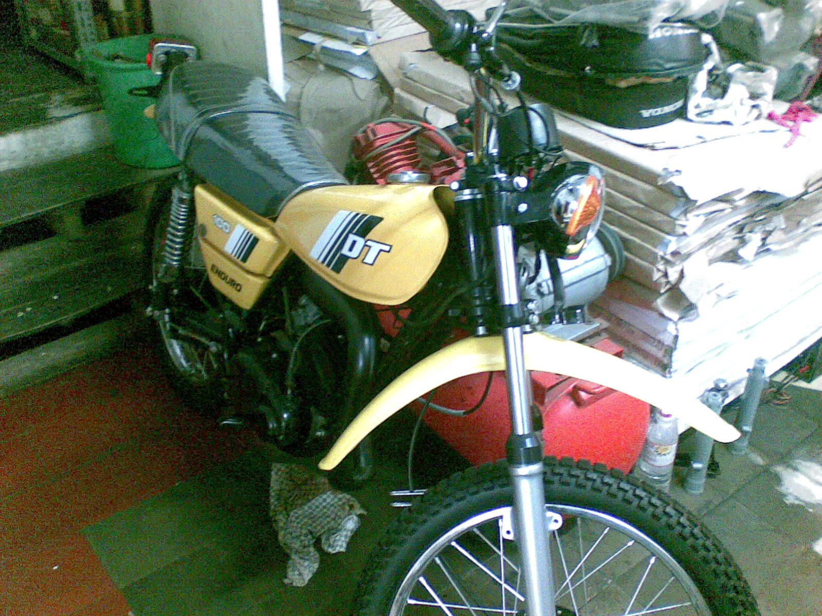 tuwirklasikan inside: YAMAHA DT100 1977 ENDURO