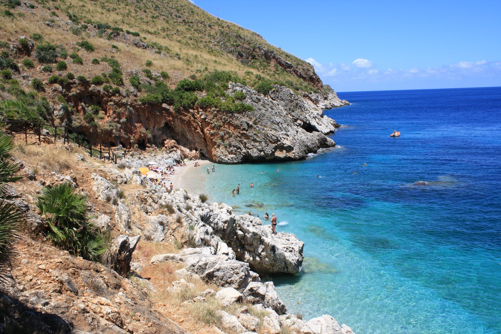 Exploring: Lo Zingaro Reserve | Dim Sum, Bagels, and Crawfish