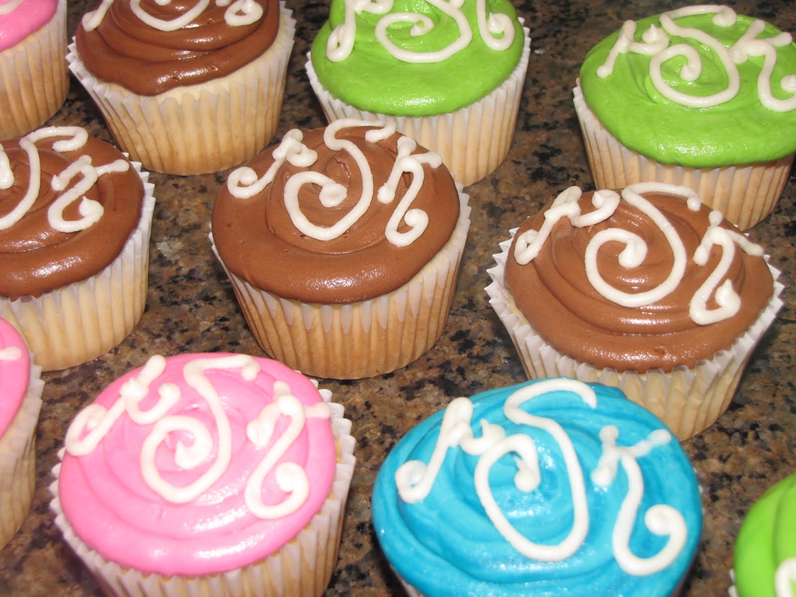 Simply Charming Cakes: Monogram Cake and Cupcakes