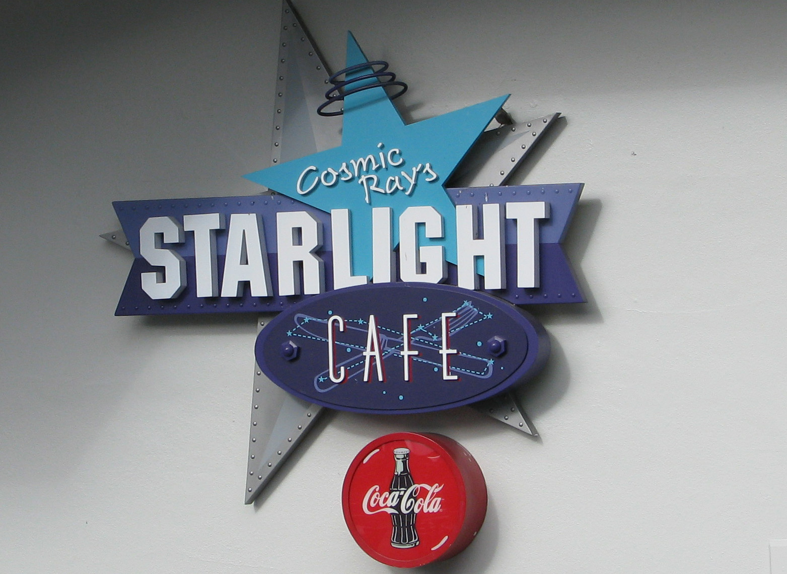 Disney World Dining - Cosmic Ray's Starlight Cafe | Disney World Blog ...