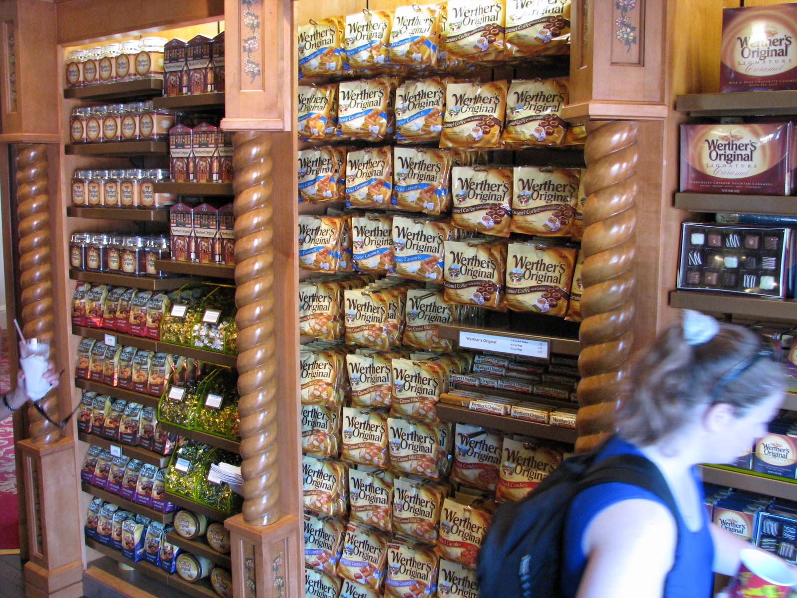 Disney World Welcomes Karamell-Küche Shop To Epcot Germany | Disney ...