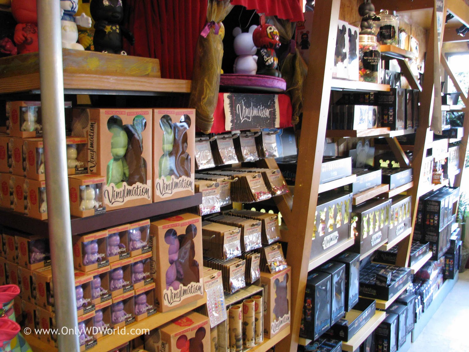 Vinylmation Mania Hits Disney World | Disney World Blog Discussing ...