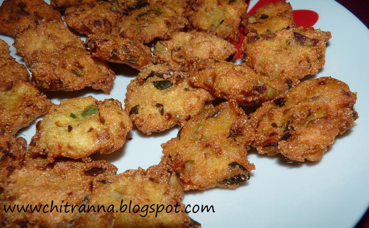 Chitranna: Sooji Rava (Semolina) Pakoda