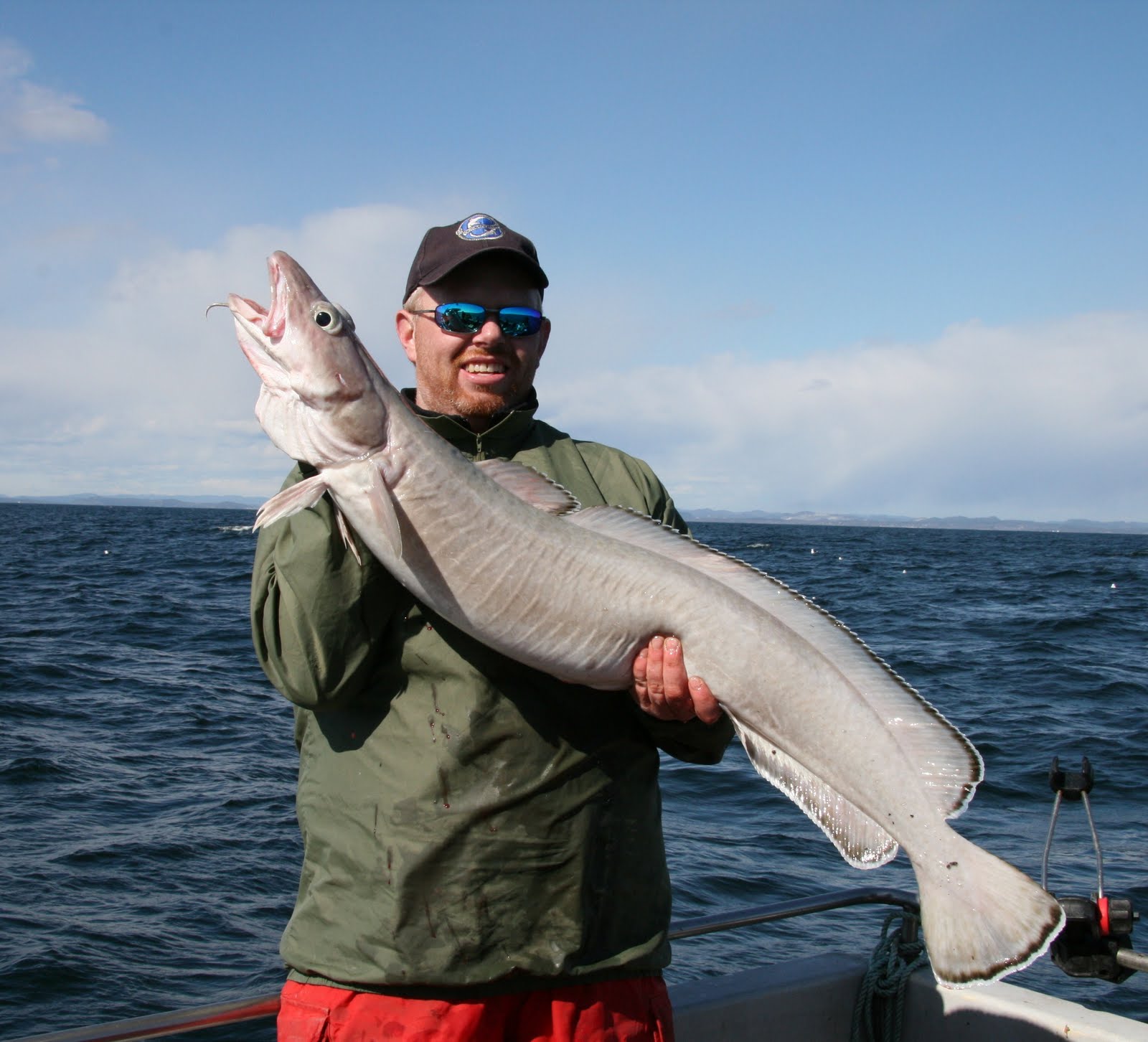 Henkes Fiskeblogg: Djuphavsfiske efter långa och lubb