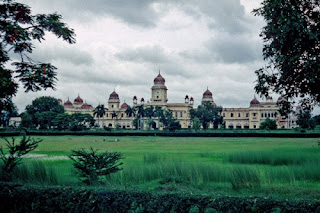 Lucknow - The City of Nawabs: Lucknow University