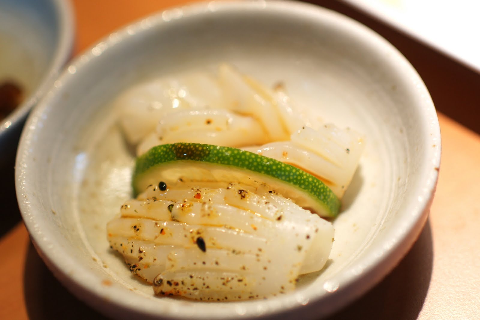 a hungry girl's guide to taipei: CLOSED! japanese/sushi: i strongly ...