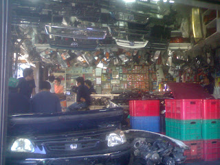 Auto Piyesa: Banawe.....