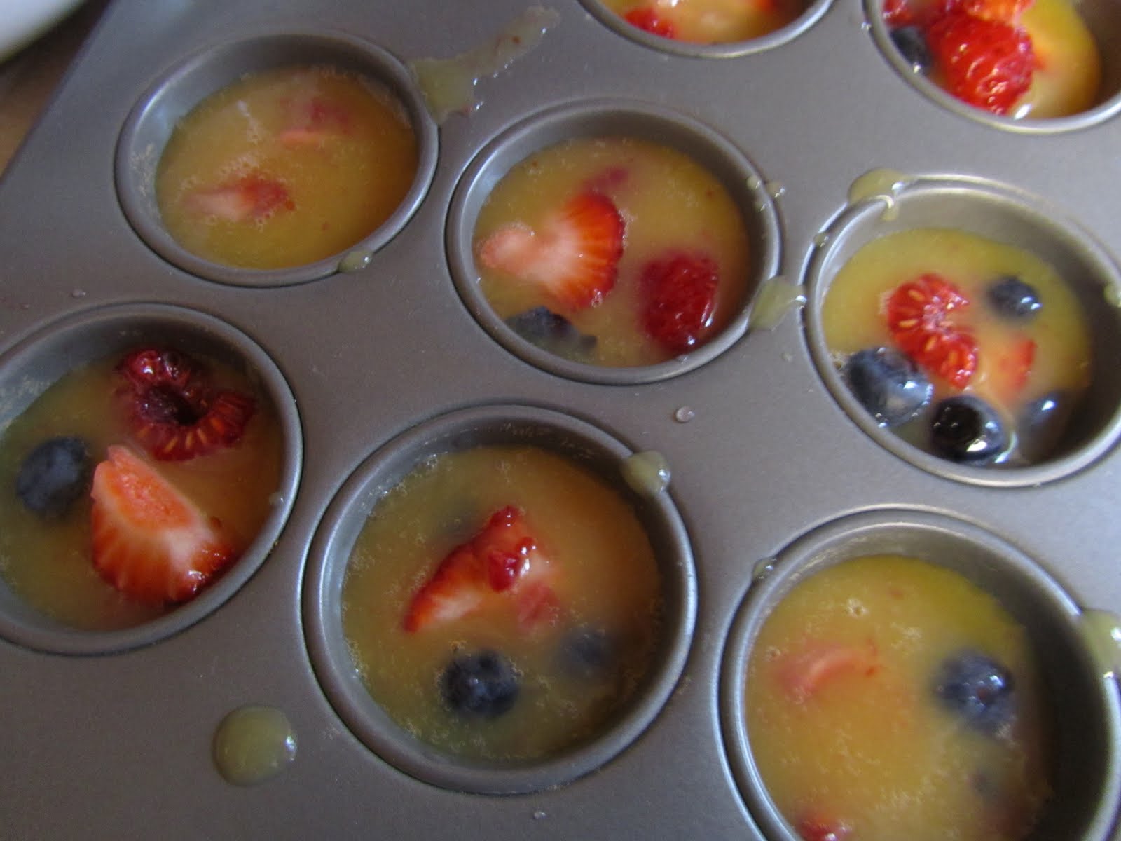 Twelve Crafts Till Christmas: sunday kids' craft: fresh fruit freats