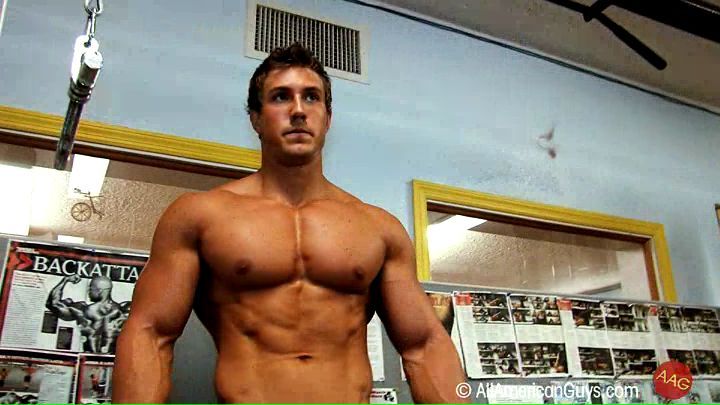 Fitness Melly: Eric L: The Dream Bodybuilder