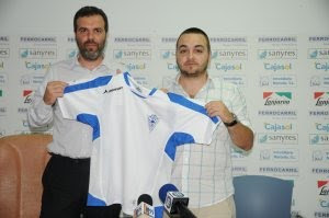 PASIÓN POR EL FÚTBOL: EL MARBELLA SE PONE EN MARCHA A LAS ORDENES DE ...