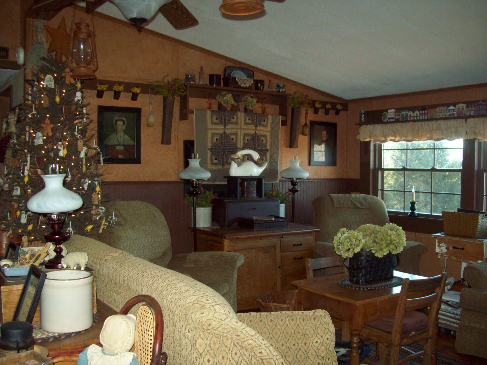 A Primitive Homestead: A New Year