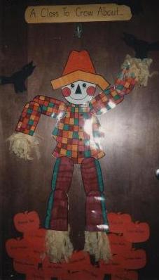ELEMENTARY SCHOOL ENRICHMENT ACTIVITIES: SCARECROW BULLETIN BOARD