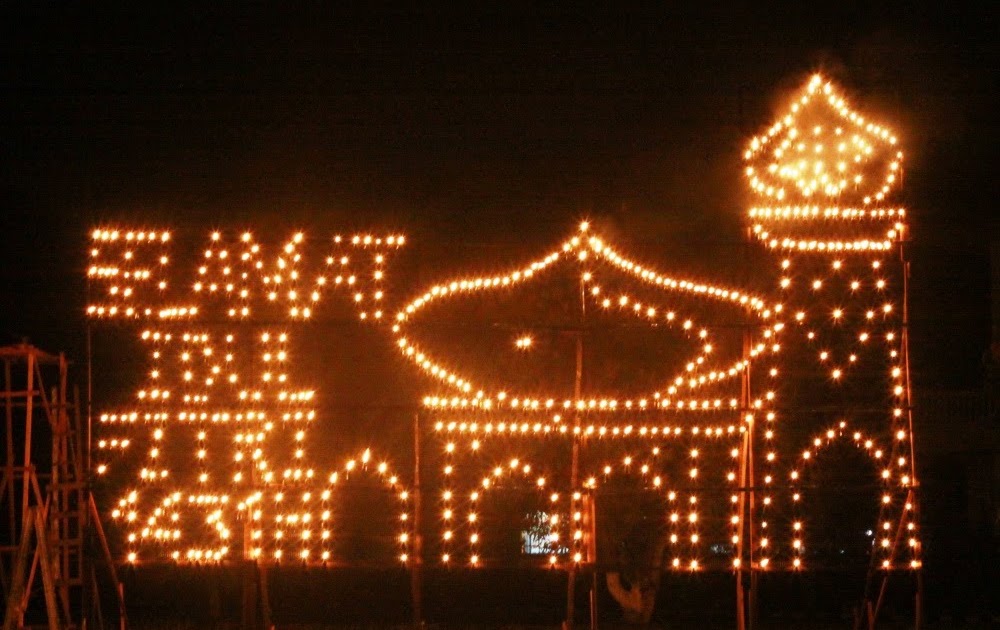 FESTIVAL LAMPU COLOK | RIAU DAILY PHOTO