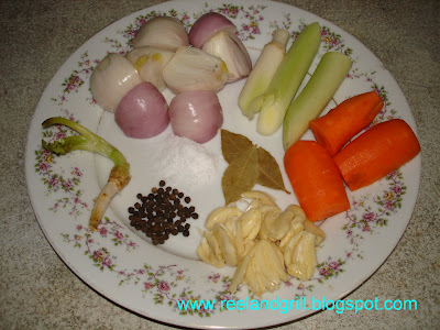 Reel and Grill: Crispy Ulo ng Baboy (Crispy Deep Fried Pork Head)