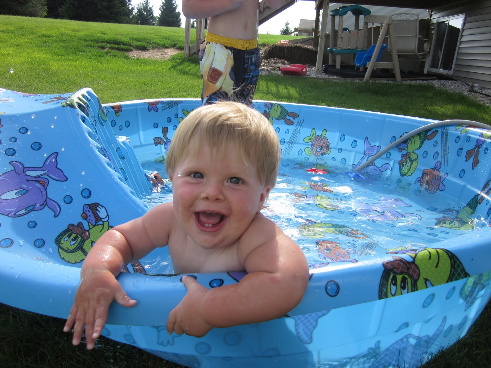 Hunter and Zanders World: Skinny Dipping