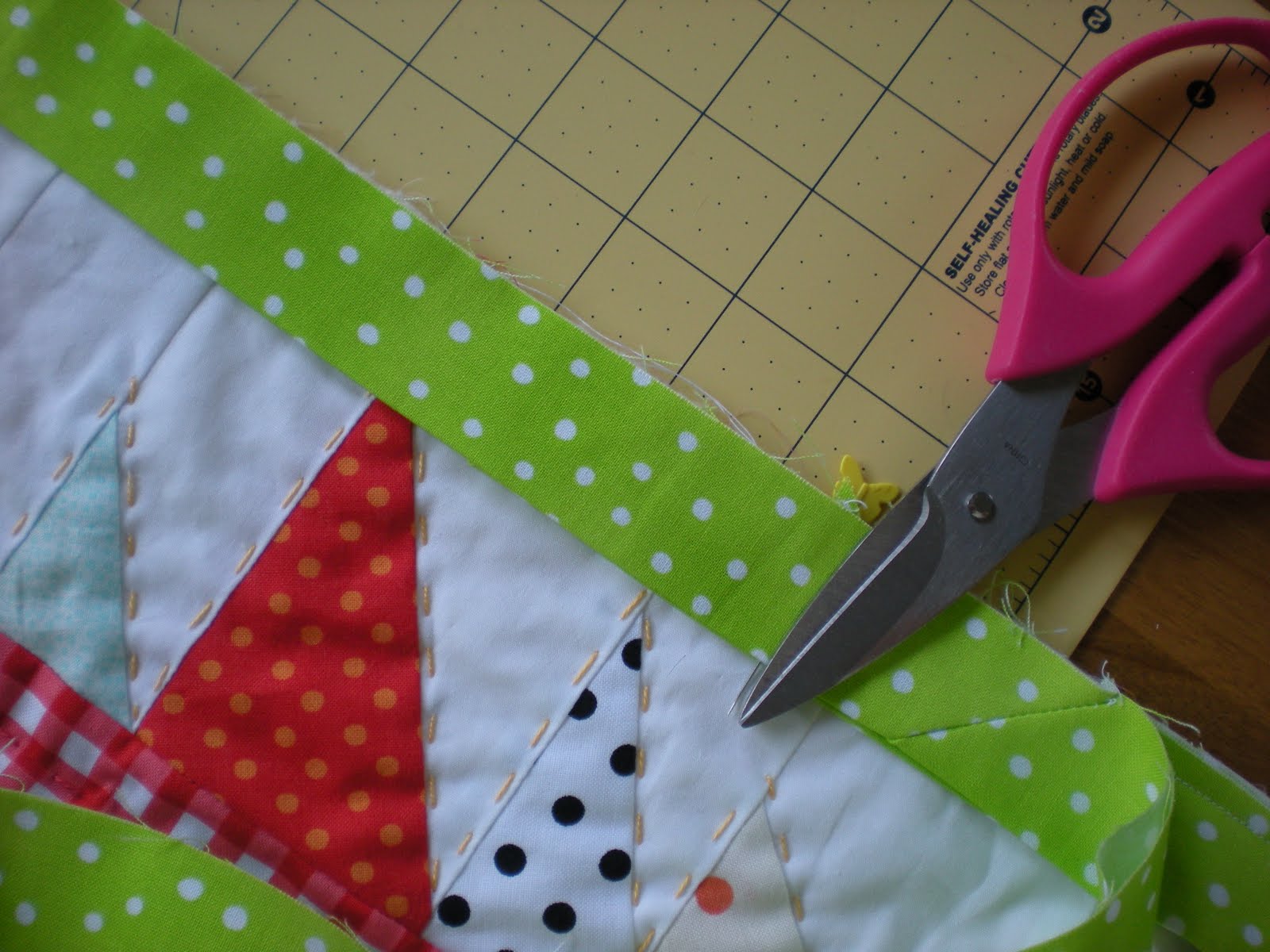 Molly Flanders: A Tutorial: French Binding...Ooh,la,la!