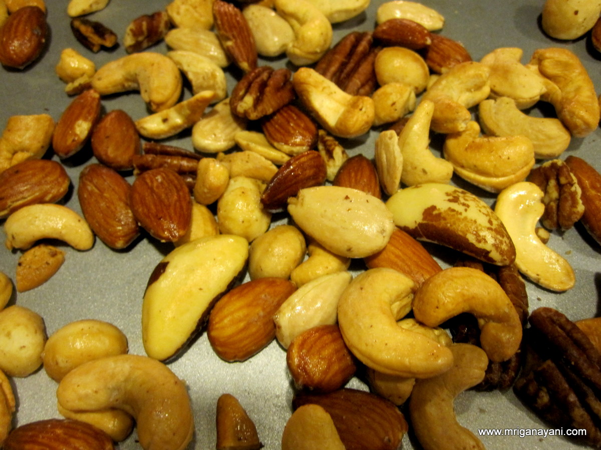 Love & Lentil: The Best Cocktail Bar Nuts!