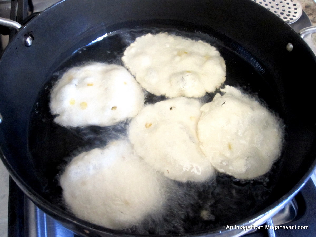 Love & Lentil: Thattai - Crispy Rice flour fritters