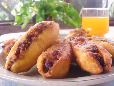 Mai's Food Cravings: Banini